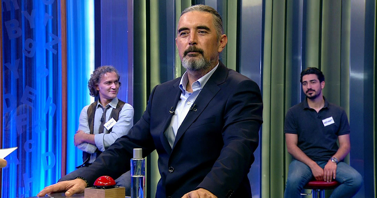 Yarışmacı koltuğunda bu sefer Ali İhsan Varol var! - Teve2